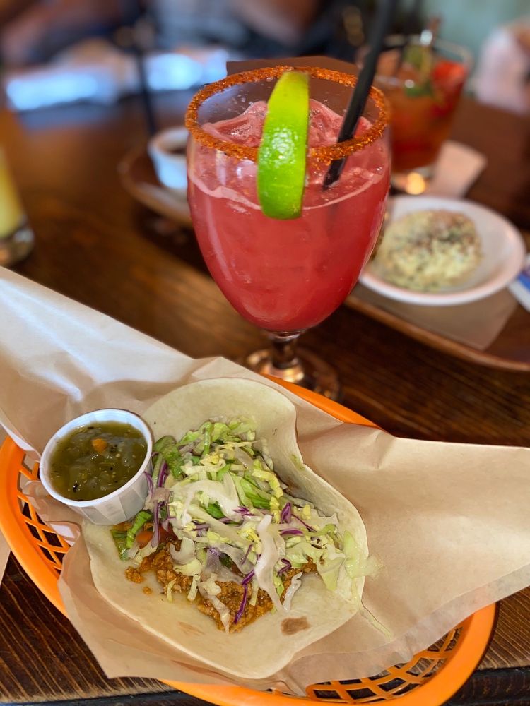 UNDER THE VOLCANO - 364 Photos & 410 Reviews - 2349 Bissonnet St ...
