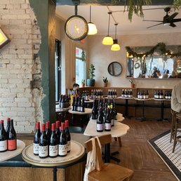 MILOU - Updated December 2025 - 139 Photos & 49 Reviews - 1375 Dundas ...