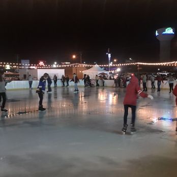 HOLIDAYS ON ICE BRANSON OUTDOOOR ICE RINK - Updated September 2025 - 18 ...