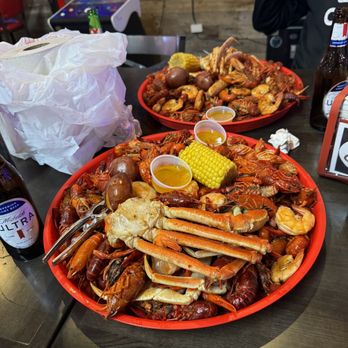 RUSTY HOOK BAR & GRILL - Updated April 2025 - 50 Photos & 31 Reviews ...