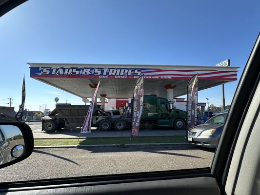 STARS & STRIPES GAS - Updated December 2025 - 14 Photos - 10 Osborn St ...