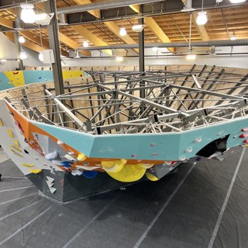 MOVEMENT - Updated December 2025 - 78 Photos & 26 Reviews - 8021 Walnut ...