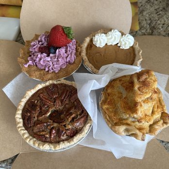 PVD PIES - Updated January 2026 - 25 Photos & 17 Reviews - 1005 Main St ...