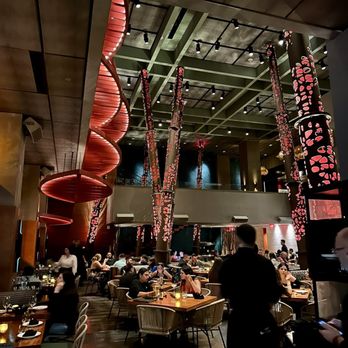 KOMODO MIAMI - Updated January 2025 - 4930 Photos & 2479 Reviews - 801 ...