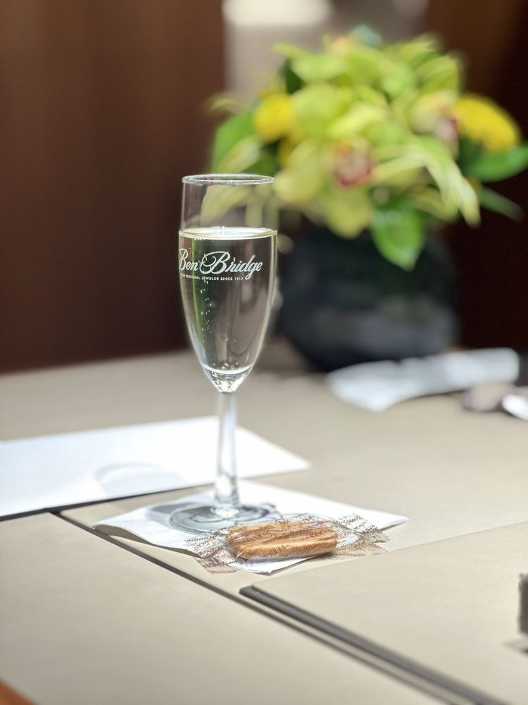 ROLEX BOUTIQUE ALA MOANA - Updated March 2025 - 72 Photos & 55 Reviews ...