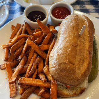 PERRY’S - EMBARCADERO - Updated May 2024 - 946 Photos & 952 Reviews ...