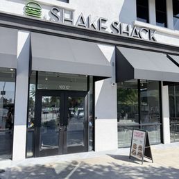 SHAKE SHACK - Updated December 2025 - 270 Photos & 151 Reviews - 103 W ...