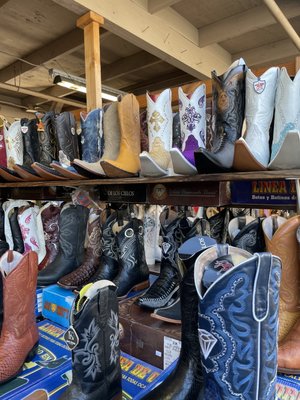 ESCONDIDO WORLD MARKET PLACE - Updated October 2025 - 88 Photos & 31 ...