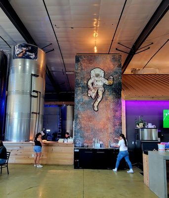 PAPA MOON HEADQUARTERS BREWING & BBQ - Updated January 2026 - 39 Photos ...