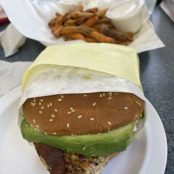 THE LUCKY GREEK - Updated August 2024 - 192 Photos & 355 Reviews - 2490 ...