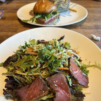 YARD HOUSE - Updated July 2024 - 1855 Photos & 1248 Reviews - 3775 ...