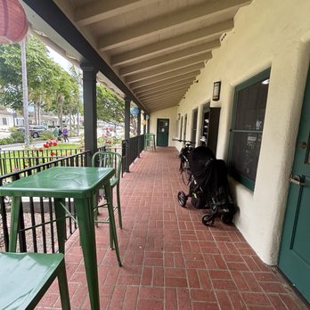 CARPINTERIA COMMUNITY LIBRARY - Updated December 2025 - 10 Photos & 13 ...