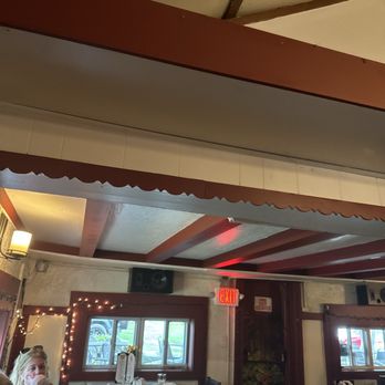 MUSCOOT TAVERN - Updated December 2025 - 214 Photos & 272 Reviews - 105 ...