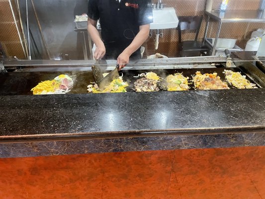 HIBACHI GRILL & SUPREME BUFFETT - 131 Photos & 194 Reviews - 1320 W ...
