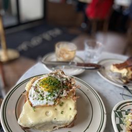 MILOU - Updated November 2024 - 122 Photos & 40 Reviews - 1375 Dundas ...