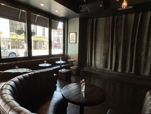 UPTOWN LOUNGE - Updated February 2026 - 31 Photos & 163 Reviews - 1136 ...