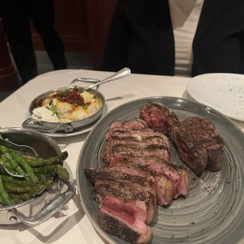 FLEMING’S PRIME STEAKHOUSE & WINE BAR - Updated August 2025 - 551 ...