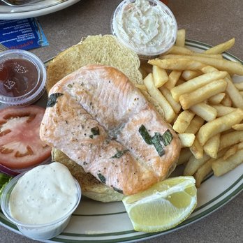 PETER’S CLAM BAR - Updated May 2024 - 1096 Photos & 635 Reviews - 600 ...