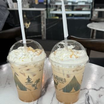 DELAH COFFEE - Updated August 2024 - 968 Photos & 489 Reviews - 370 4th ...