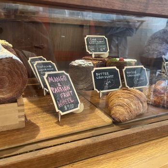 LITTLE PEBBLES - Updated May 2024 - 749 Photos & 215 Reviews - 160 ...