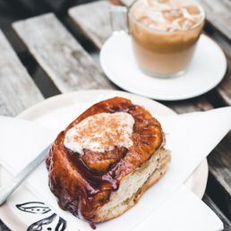 CAFE 23 - Updated September 2025 - 187 Photos & 55 Reviews - 728 Queen ...