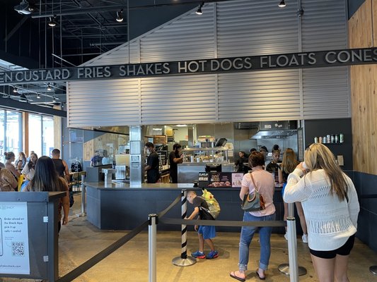 SHAKE SHACK FLORIDA MALL - Updated November 2025 - 224 Photos & 116 ...