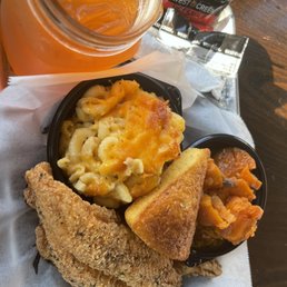 CORNBREAD - Updated July 2025 - 392 Photos & 591 Reviews - 1565 ...