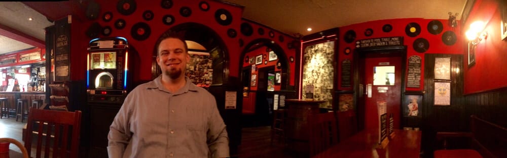 THE LADY LUCK PUB - Updated December 2025 - 20 Photos - 18 St Peters ...