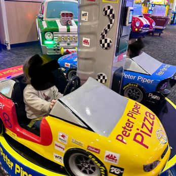 PETER PIPER PIZZA - Updated October 2025 - 27 Photos - 12475 Ih 10 W ...