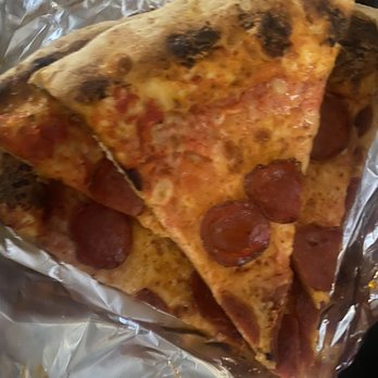 LUCIFERS PIZZA - 272 Photos & 693 Reviews - 1958 Hillhurst Ave, Los ...