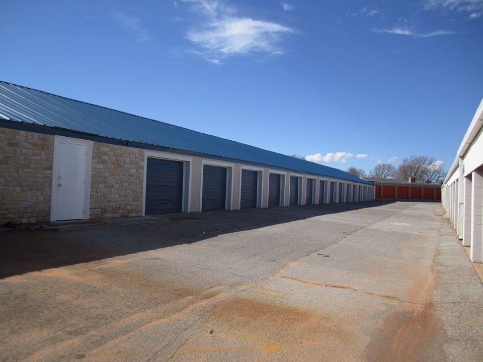 AMERICAN LOCKER - Updated January 2025 - 1505 E Main, Weatherford ...