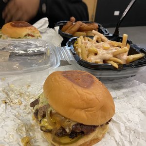 SALT BURGERS + FRIES - 167 Photos & 116 Reviews - 1920 W North Ave ...