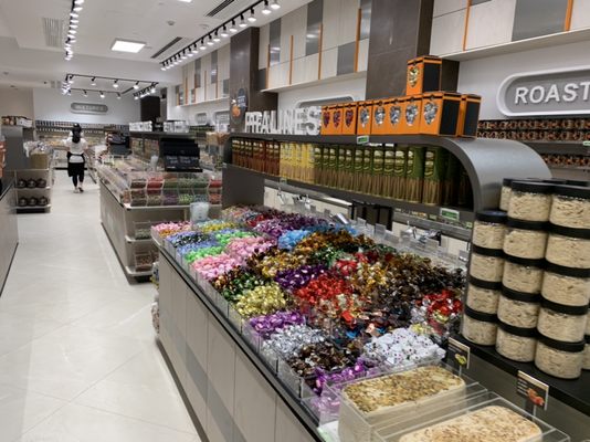 NUTS FACTORY - 110 Photos & 25 Reviews - 700 6th Ave, New York, New ...
