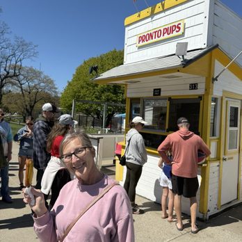 PRONTO PUPS - Updated December 2025 - 254 Photos & 210 Reviews - 313 S ...