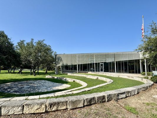 PARMAN LIBRARY AT STONE OAK - Updated June 2026 - 63 Photos & 40 ...