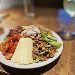 TABLE 100 - Updated April 2025 - 534 Photos & 430 Reviews - 100 Ridge ...