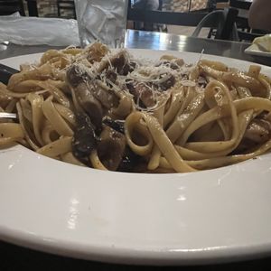 GIANNA VIAS RESTAURANT & BAR - 133 Photos & 152 Reviews - 5301 Grove Rd ...