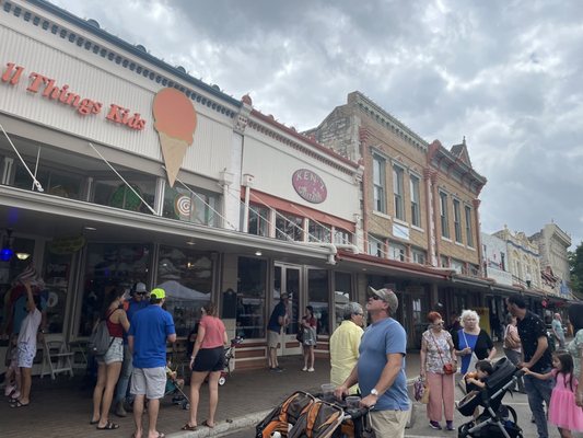 RED POPPY FESTIVAL - Updated October 2025 - 16 Photos - 103 W 7th St ...