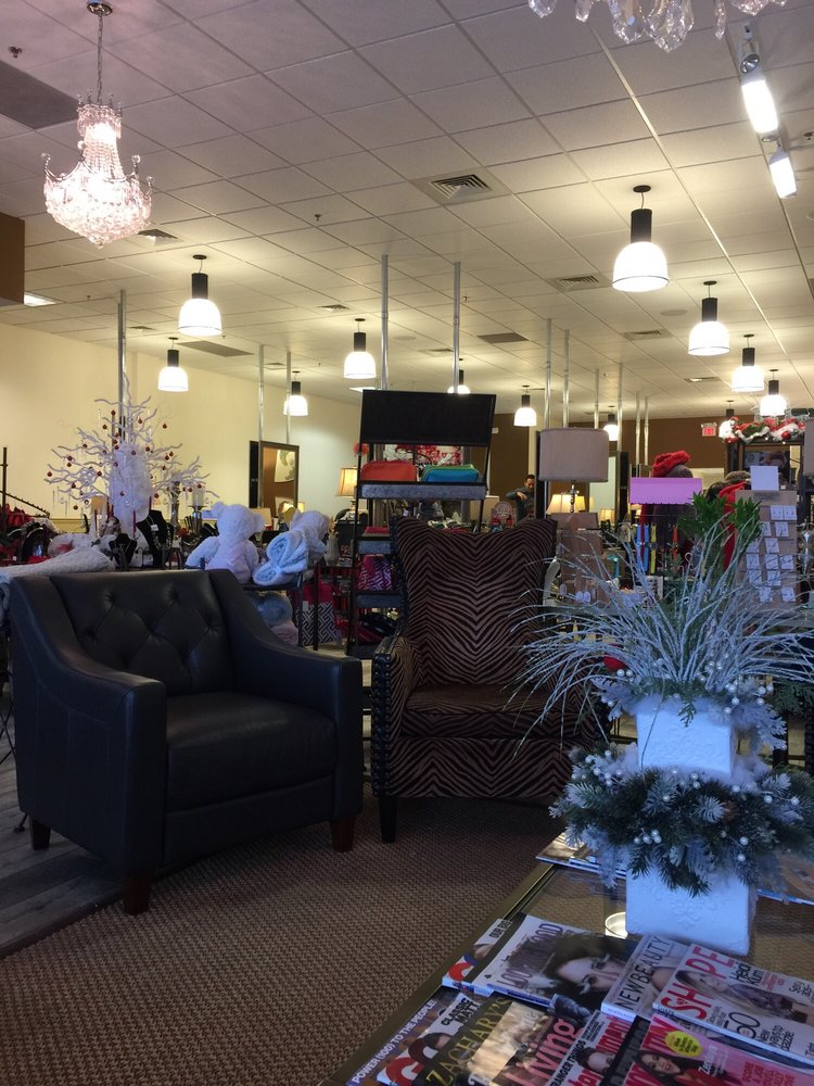 STYLE LOUNGE - Updated November 2025 - 13 Reviews - 87 Forest Plz ...