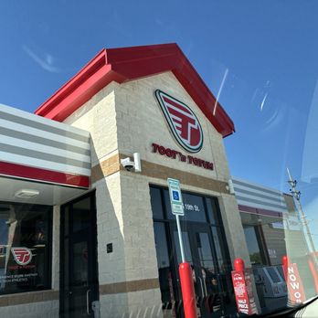 TOOT ‘N TOTUM - Updated June 2025 - 7205 19th St, Lubbock, Texas ...