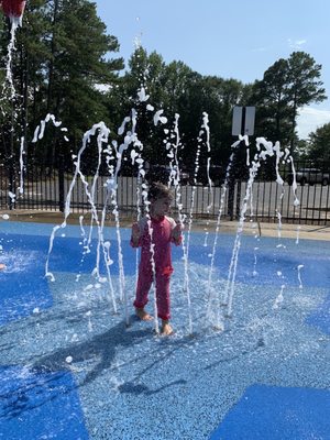 SPLASH PAD - Updated August 2025 - 343 Country Club Dr, Forsyth ...