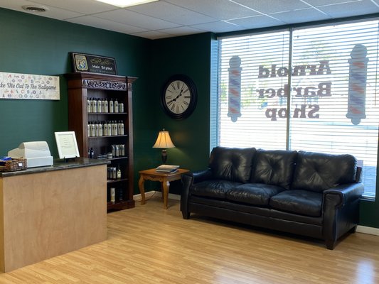 ARNOLD BARBER SHOP - Updated December 2024 - 18 Photos & 19 Reviews ...