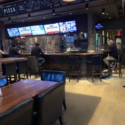 VILLAGE TAPHOUSE - Updated January 2026 - 210 Photos & 143 Reviews ...