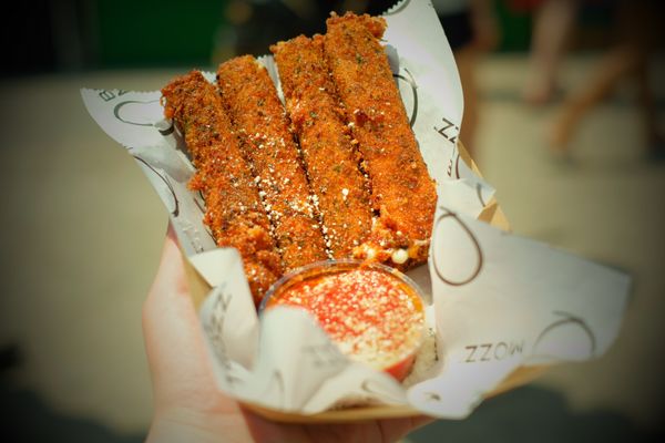 BIG MOZZ - Updated July 2025 - 83 Photos & 64 Reviews - 90 Kent Ave ...