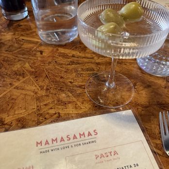 MAMASAMAS RESTAURANT - Updated May 2025 - 107 Photos & 30 Reviews ...