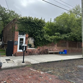 HIDDEN GROUNDS COFFEE - Updated January 2025 - 219 Photos & 73 Reviews ...