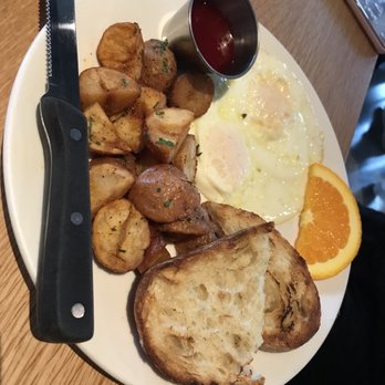 HEYDAY BAR & RESTAURANT - Updated October 2025 - 267 Photos & 282 ...