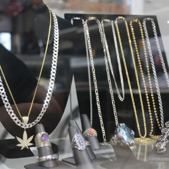 HOWARD JEWELRY AND LOAN Updated February 2025 60 Photos 37 Reviews 1551 W Howard St Chicago Illinois Pawn Shops Phone Number Yelp