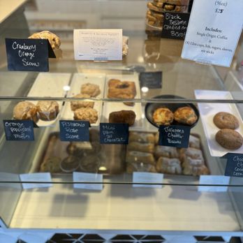 YELLOW BRICK COFFEE - Updated November 2025 - 166 Photos & 90 Reviews ...