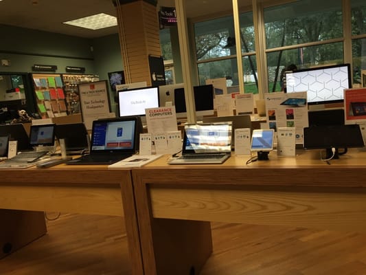 UNIVERSITY OF MIAMI BOOKSTORE - Updated October 2025 - 10 Photos - 1306 ...